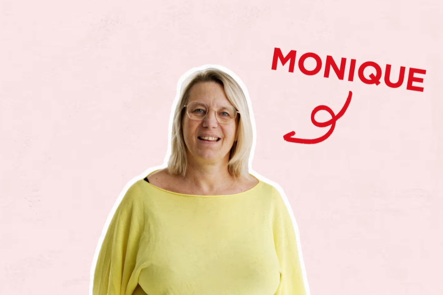 On vous présente Monique